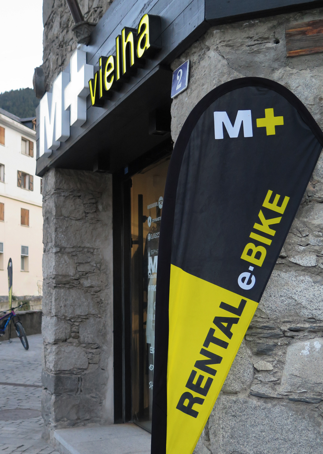 Main Home • Tics Design